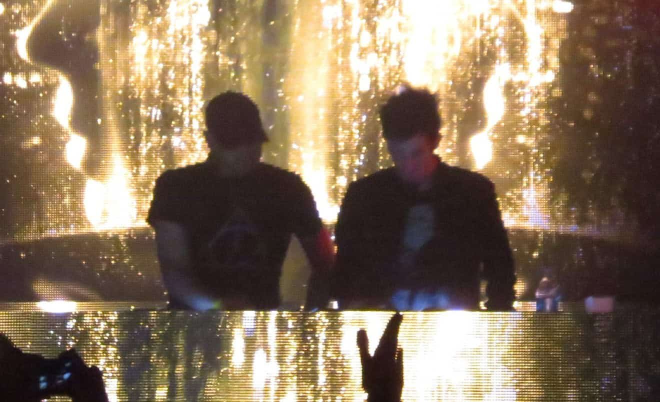 Dynamic Top DJ Duos (2024 Updated) - Techno Airlines